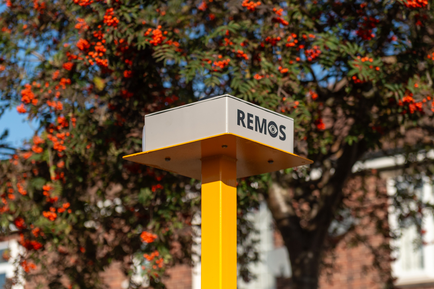 Introducing UltraLight™ & REMOS™ | SRL Traffic Systems